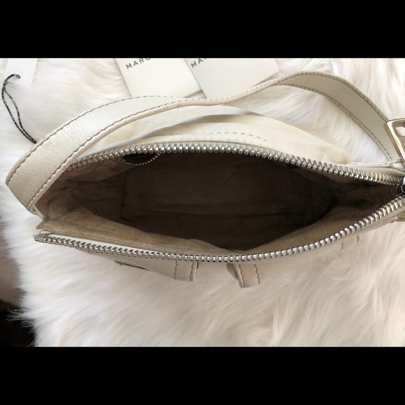 Marc Jacobs | Bags | Marc Jacobs Cream Colored Purse | Poshmark